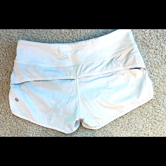 lululemon athletica | Shorts | White Lululemon Speed Up Shorts 25 ...
